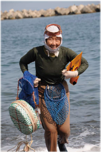 Ama Freedivers - Blue Japan
