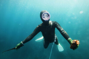 Ama Freedivers - Blue Japan